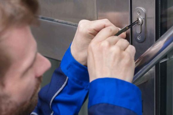 Locksmith Los Angeles | 24 Hour | Quick Safe & Keys Service Los Angeles